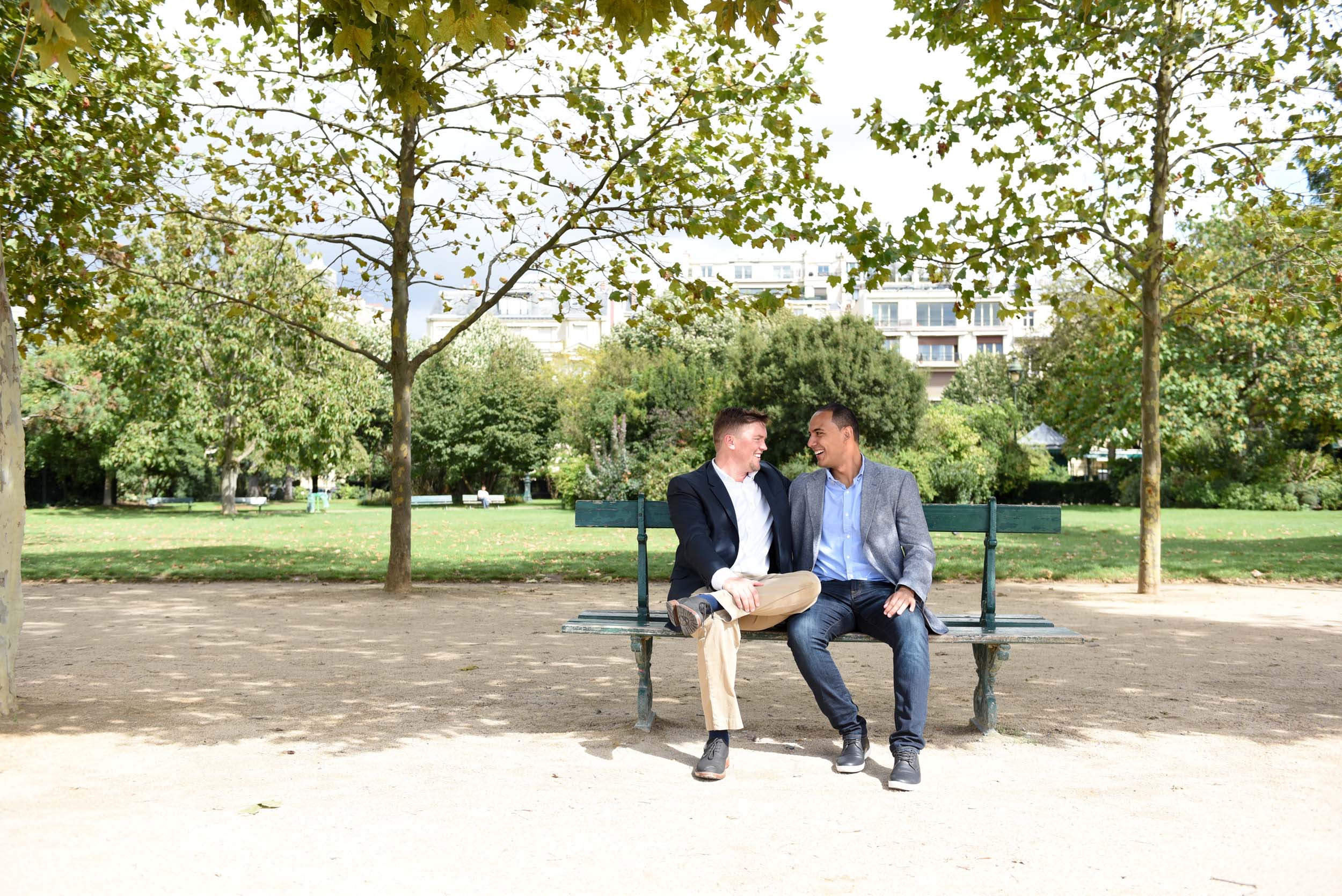 A Romantic Proposal Starring a Parisian Icon | Flytographer